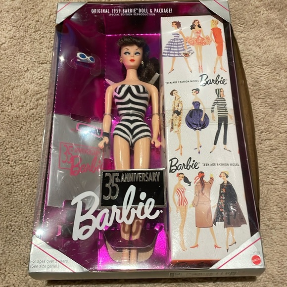 Barbie | Toys | Barbie Original 959 Doll Package Special Edition Brown ...